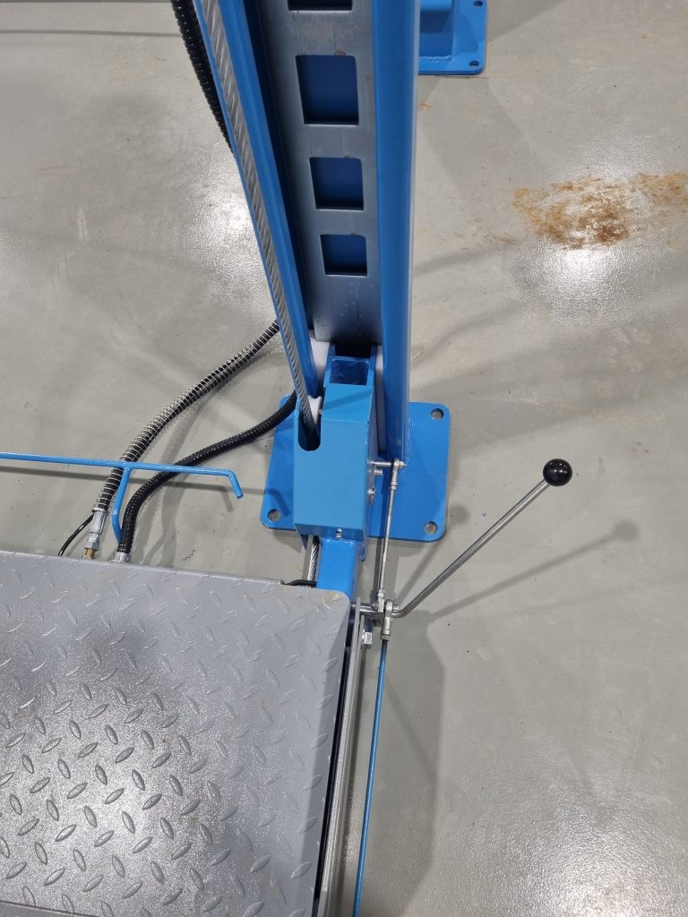 Buy 4 Post Side by Side Storage Hoist (AL-10000TSxS)